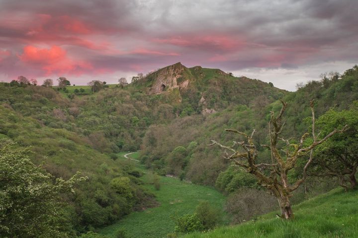 Manifold Valley and Thors Cave - James Pictures