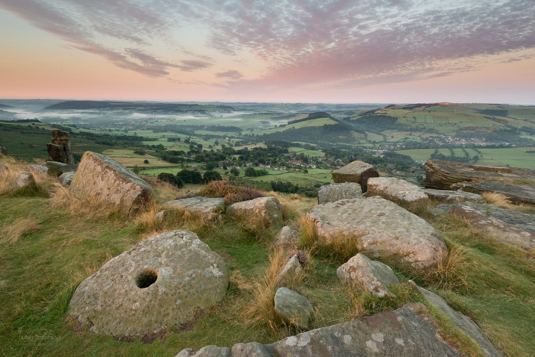Curbar Edge Sunrise - James Pictures